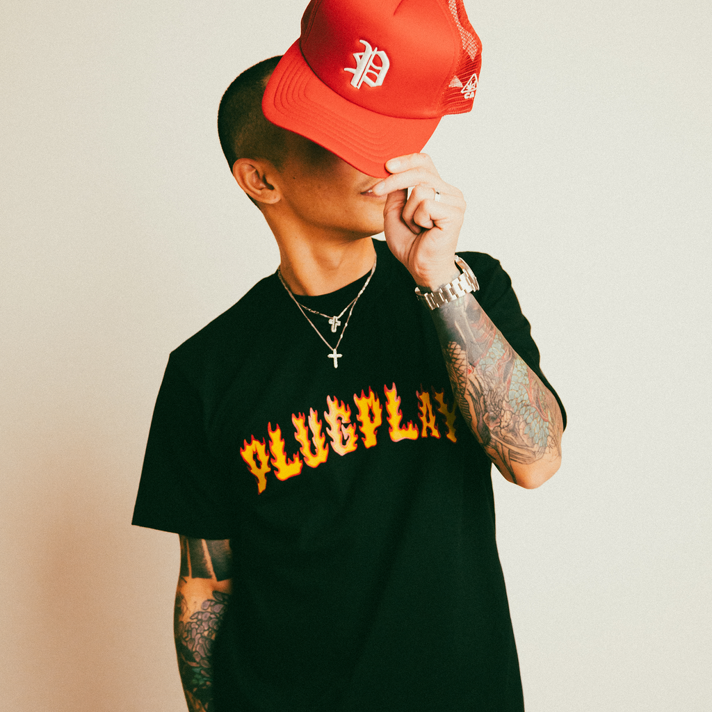 Flames Tee – PLUGPLAY™